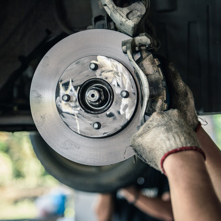 How To Change Brake Discs - VehiclesGuides